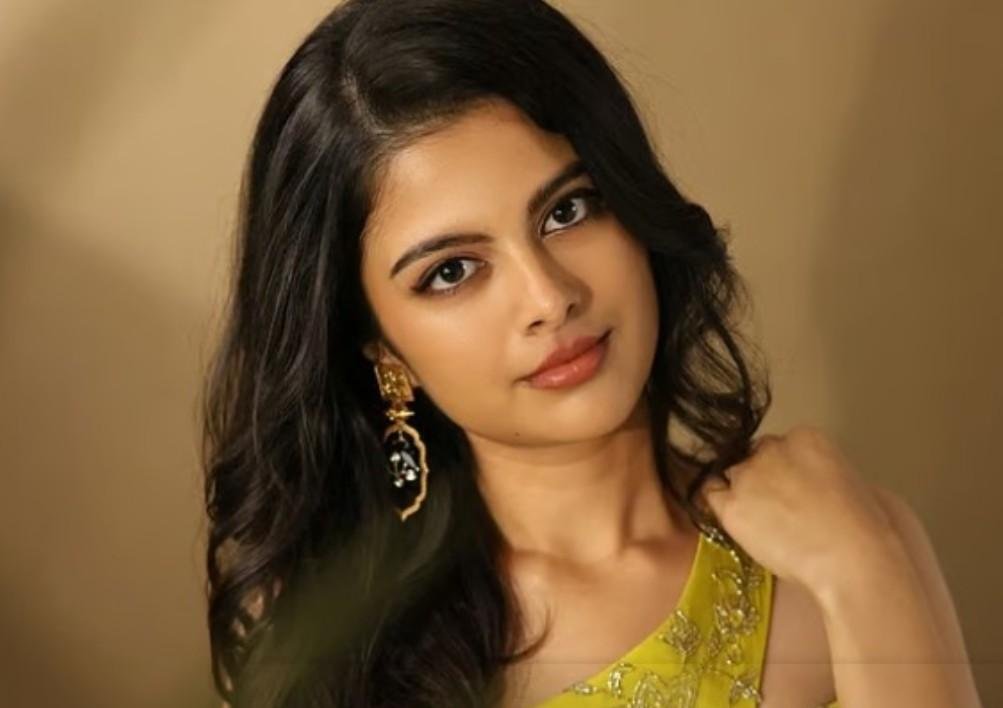 Sanjana Krishnamoorthy: Biography, Career, and Rising Star of Tamil ...
