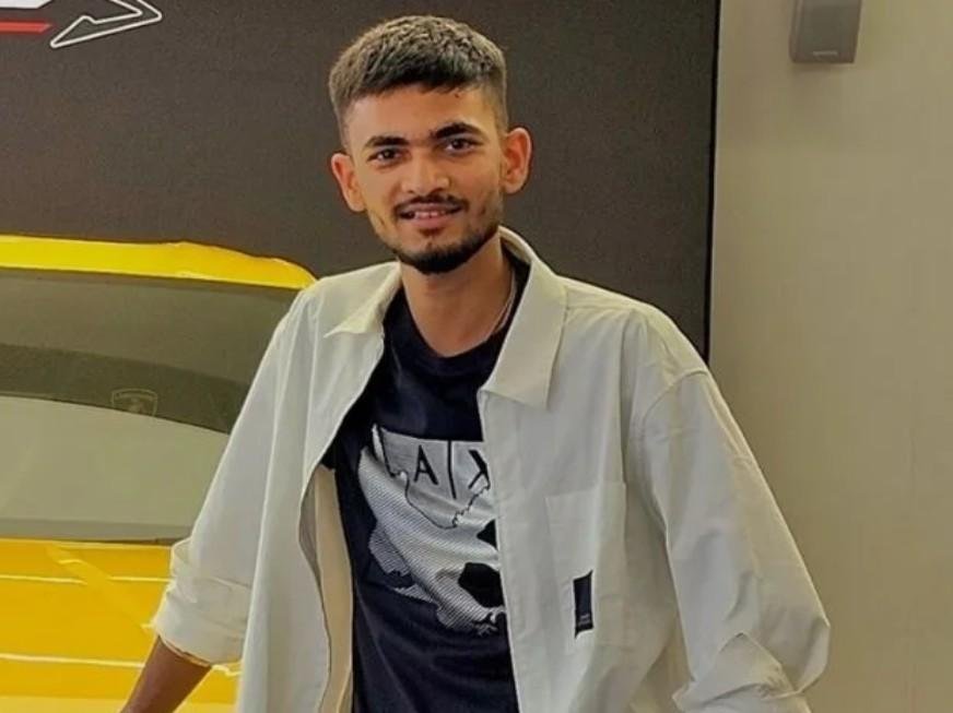 Anurag Dwivedi Age, Biography, Profession, Family and Net Worth ...