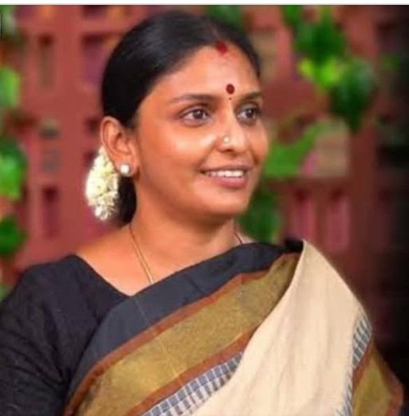 Indumathy Manikandan Age, Biography, Profession, Family and Net Worth ...